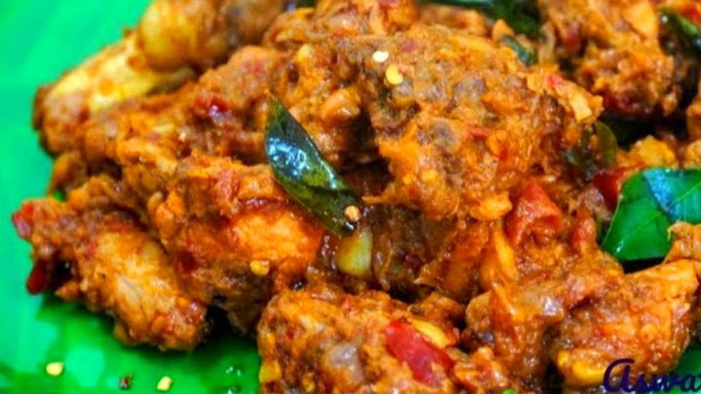 Kerala Style Chicken Ulli Mulaku Roast Recipe : നാടൻ ചിക്കൻ ഉള്ളിയും ...