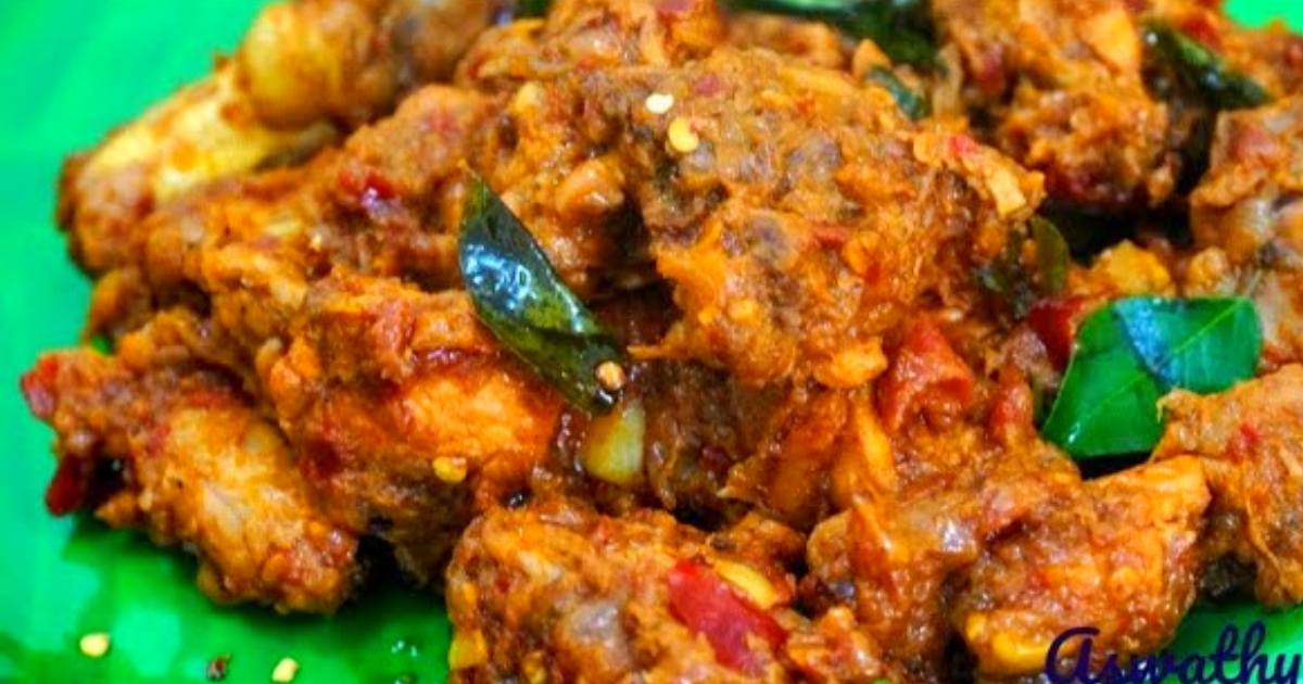 Kerala Style Chicken Ulli Mulaku Roast Recipe : നാടൻ ചിക്കൻ ഉള്ളിയും ...
